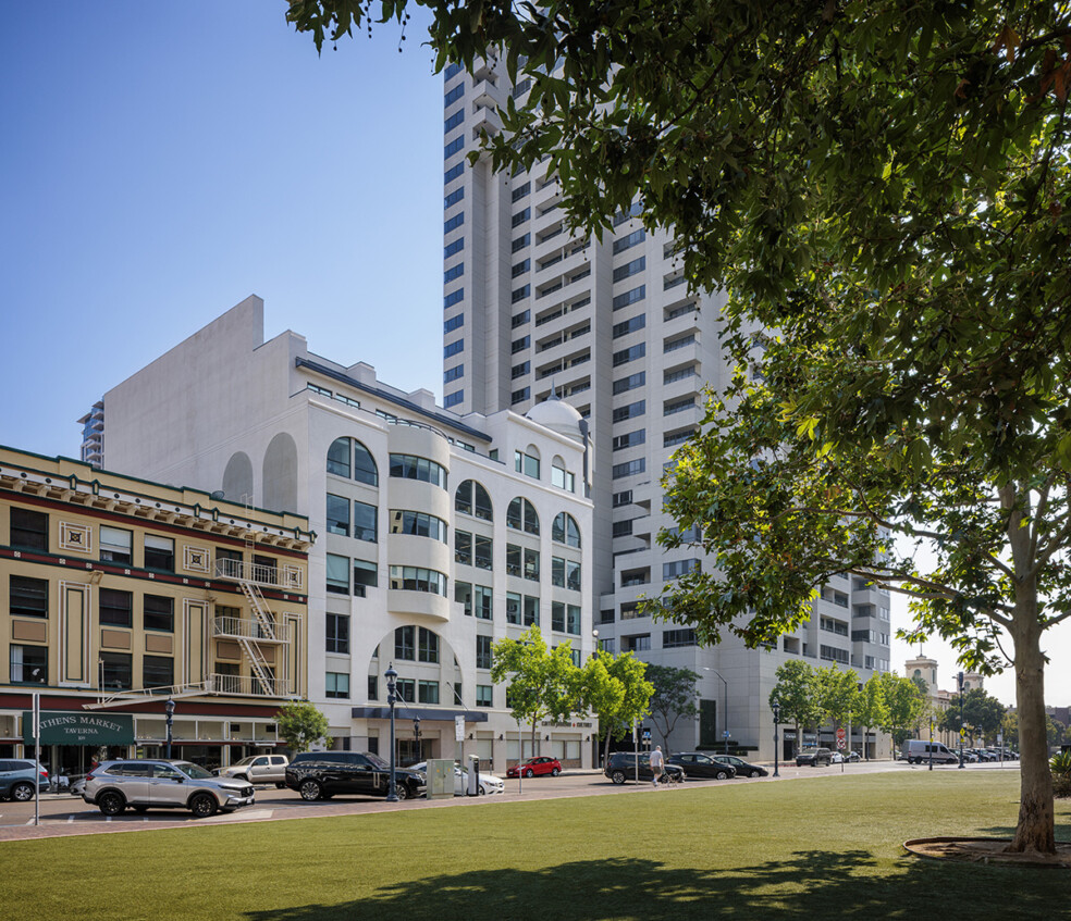 Bristol Square | Bosa Development